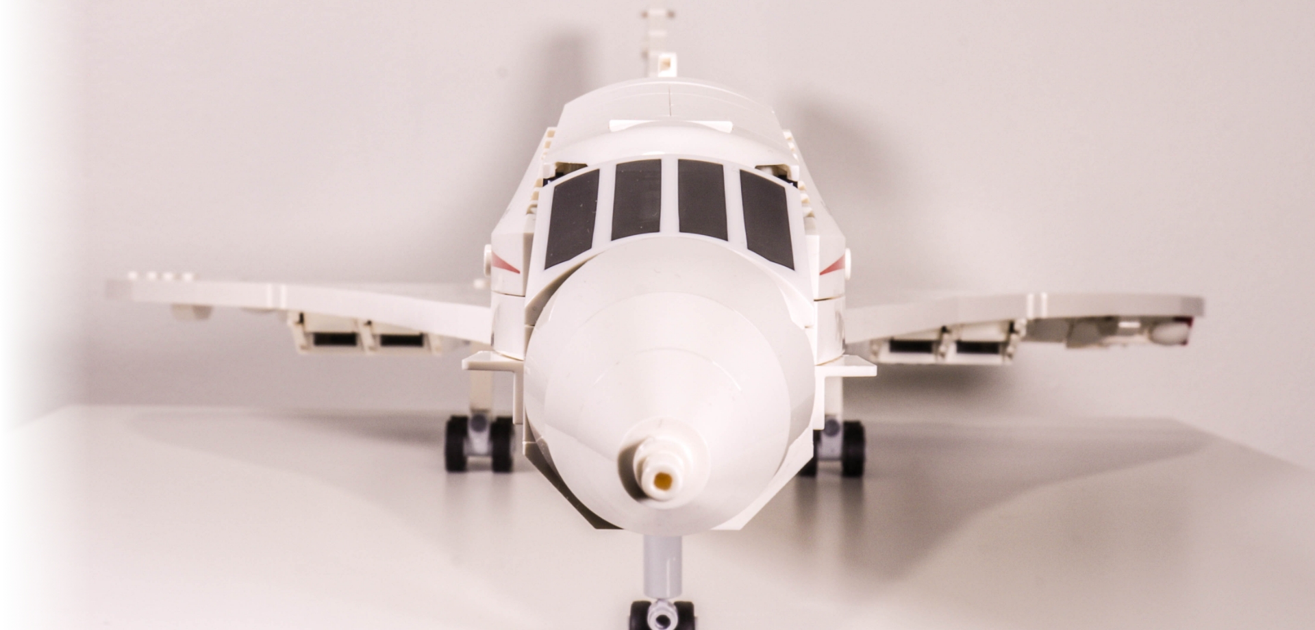 Review: LEGO ICONS Concorde Impressive Like The Real Thing