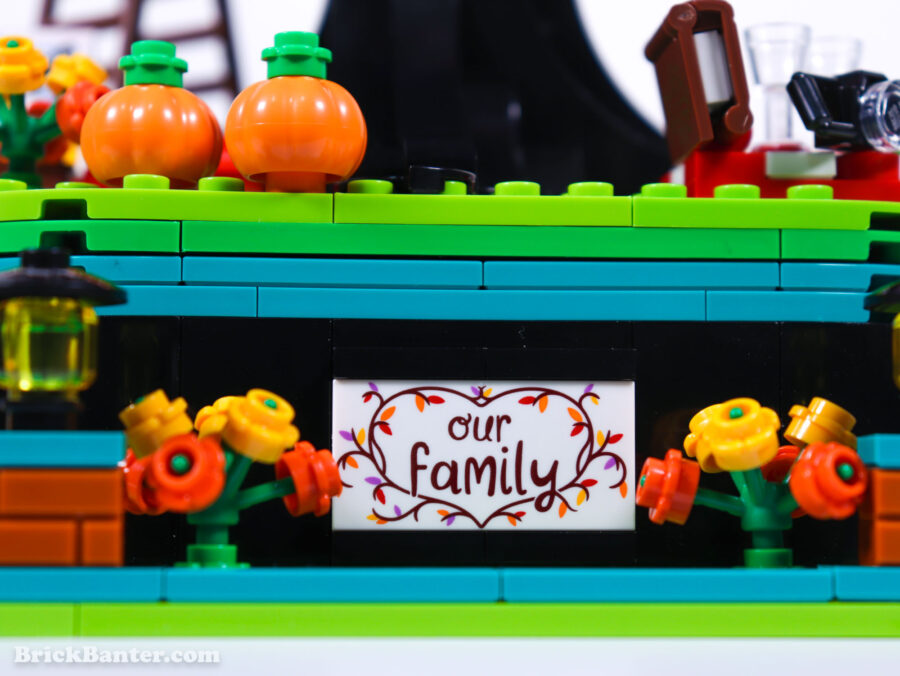 Review: LEGO Ideas Family Tree 21346