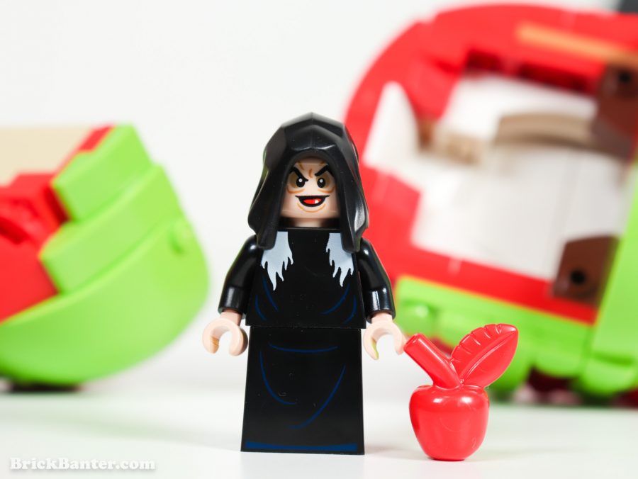 LEGO Disney Villain Icons Brings Some Old School Nostalgic Feels
